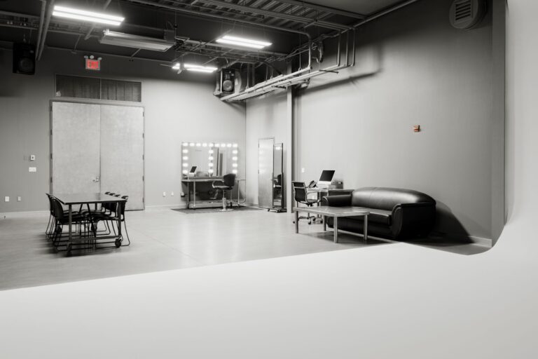 Studios for photography & filmmaking | Pier59 Studios